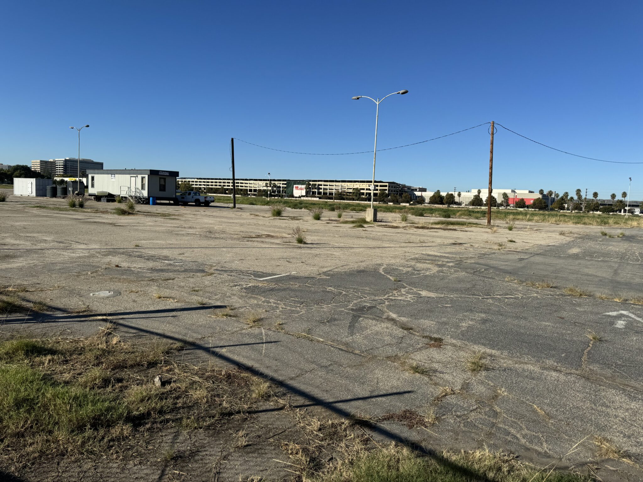 History of Rocketdyne in Canoga Park - Sway Features | Methane & Vapor ...